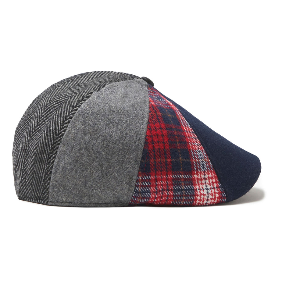 The King of Hearts Boston Scally Cap - Red & Blue Plaid