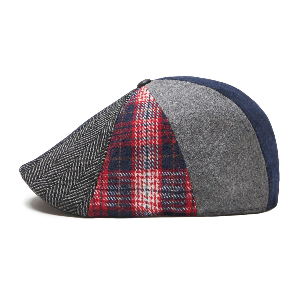 The King of Hearts Boston Scally Cap - Red & Blue Plaid